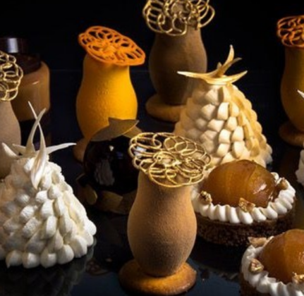 33 Amazing French Holiday Sweets that are Literally Works of Art - Frenchly