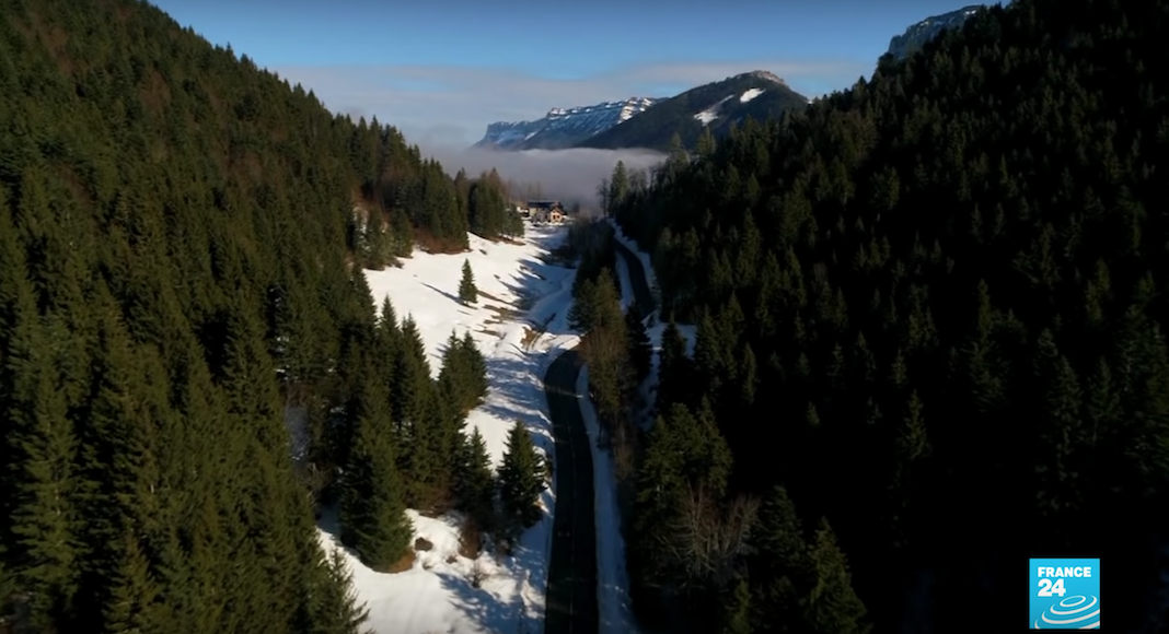 Meet The Monks Who Hold The Secret Recipe For Chartreuse - Frenchly