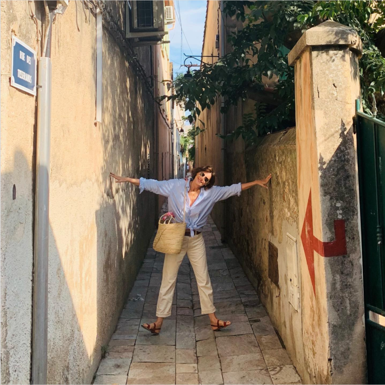 French Grown-Up Woman Style Guide: 9 Items French Women Wear - Frenchly
