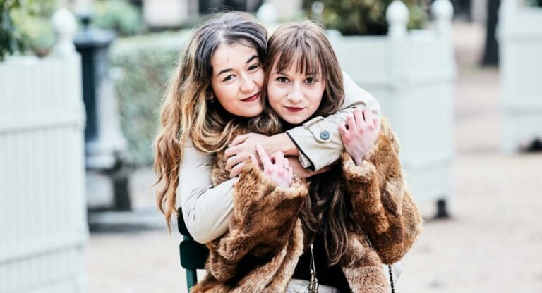 The Most Popular French Names for Girls - Frenchly