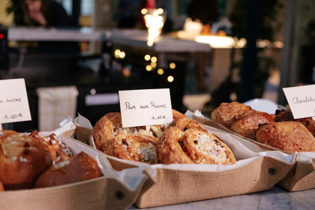 Here's What a Typical French Breakfast Looks Like - Frenchly
