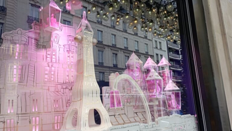 Where to Find the Best Paris Christmas Decorations This Year - Frenchly