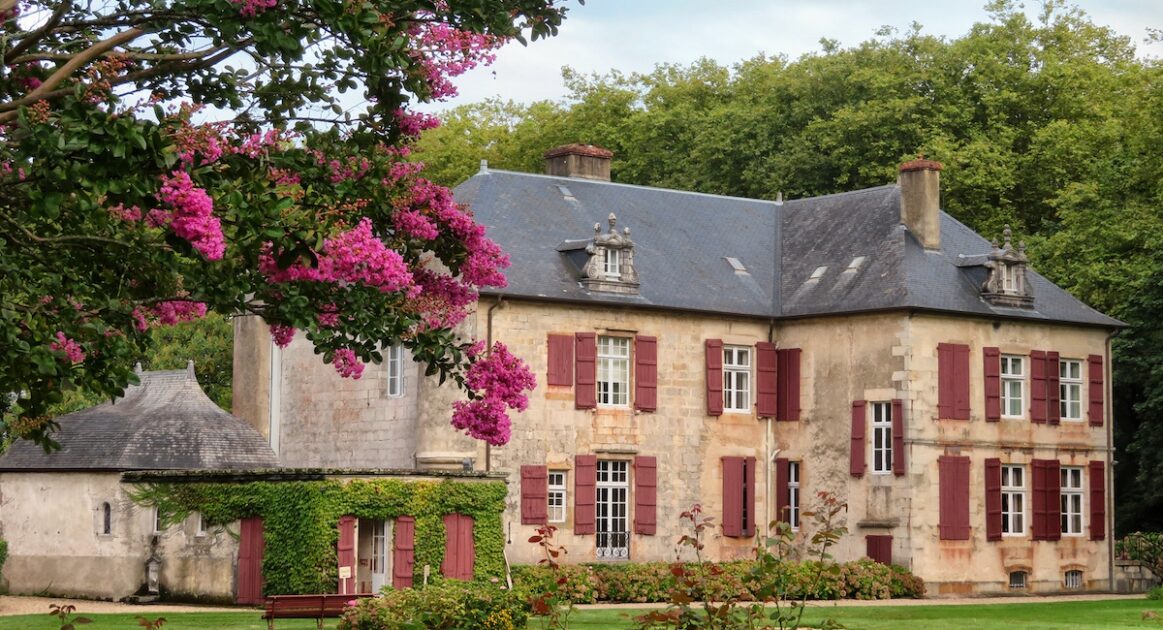 11 Must-Visit Towns in French Basque Country - Frenchly