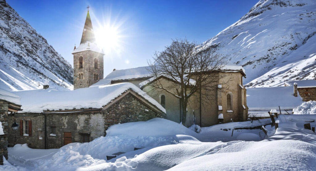 The Most Charming Towns to Visit in Winter in France - Frenchly
