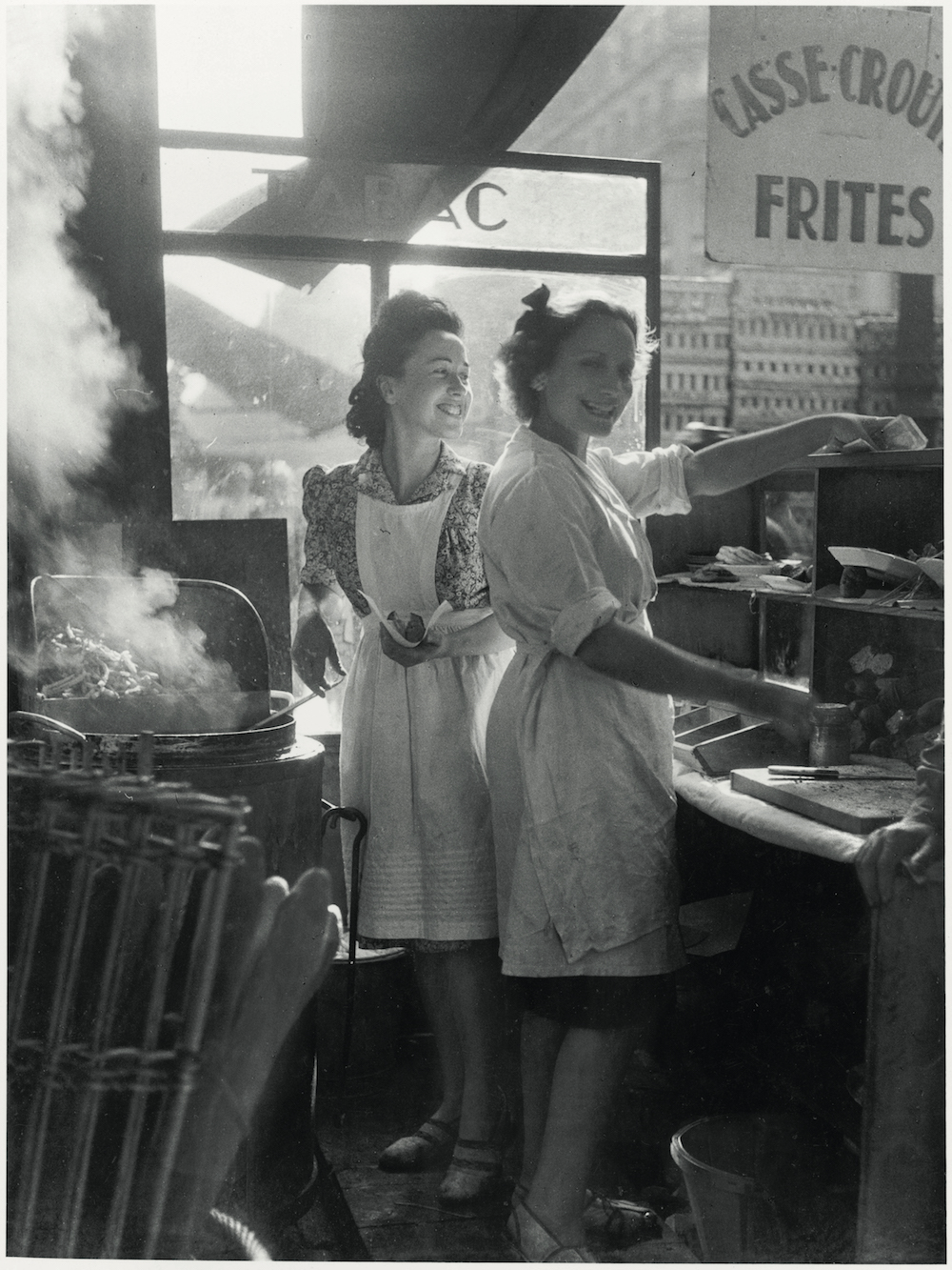 "Willy Ronis by Willy Ronis": a Portrait of France and the Humanist ...